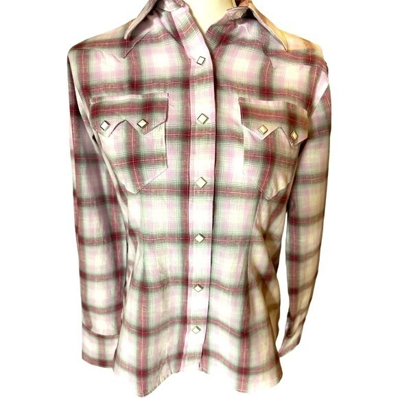 Rockmount Ranch Wear | Tops | Rockmount Ranch Wear Cowgirl Truwest ...